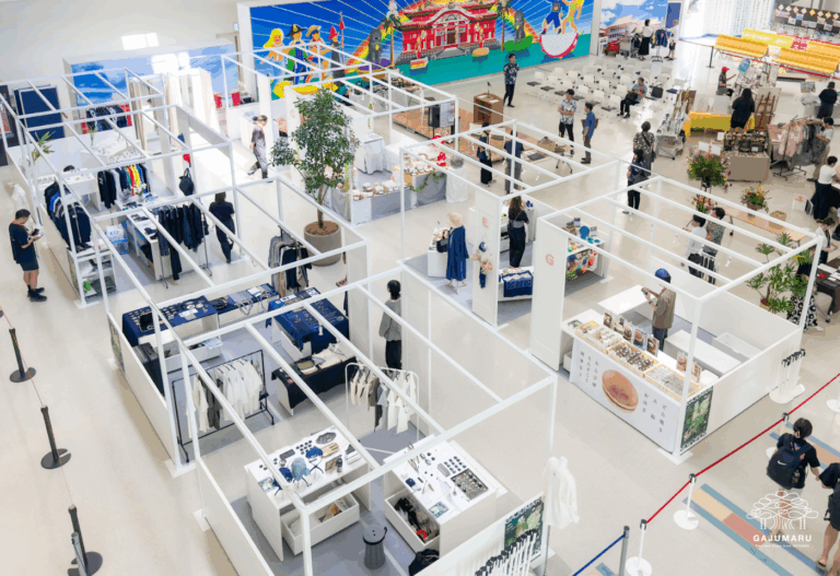 那覇空港に「GAJUMARU」グランドオープン！沖縄の魅力を届ける、新たなセレクトギフトショップが誕生｜GAJUMARU - 沖縄職人 ...